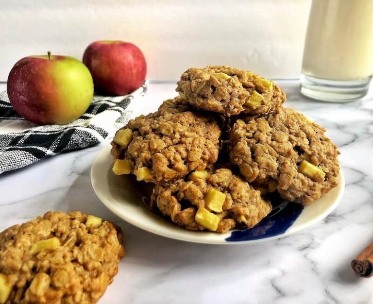 Apple Oatmeal Cookies Recipe - Rachel B The RD